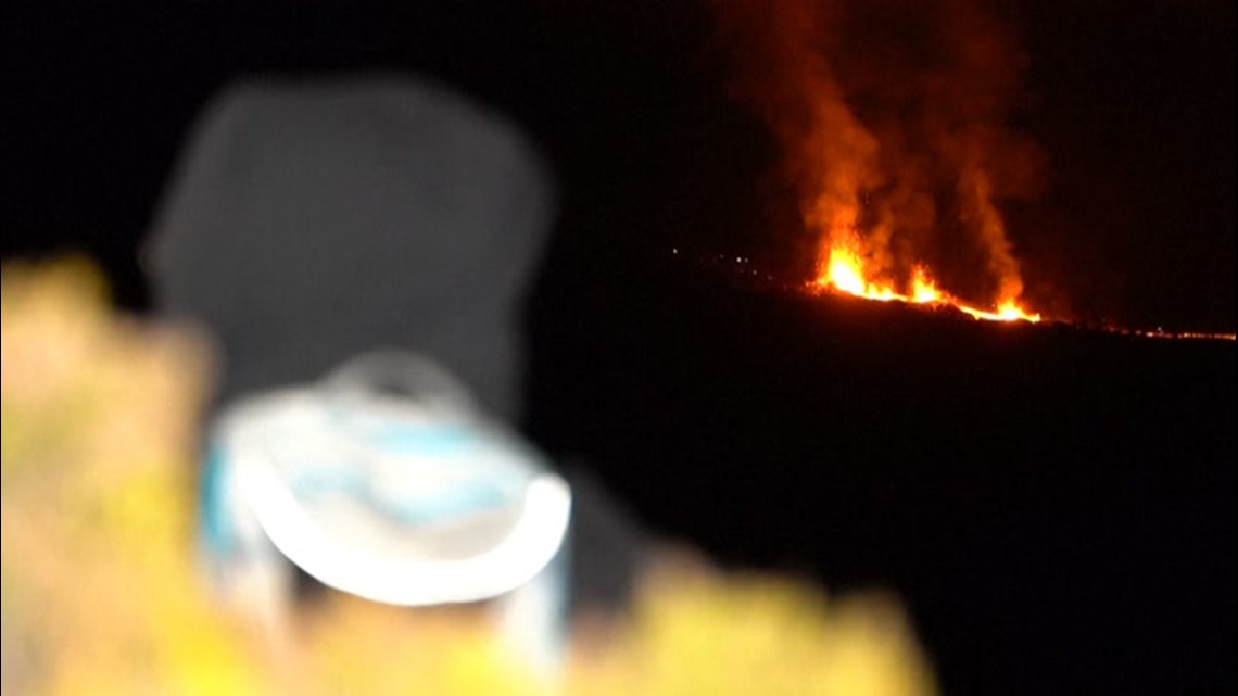 People flock to see volcanic eruption on France's Reunion Island ...