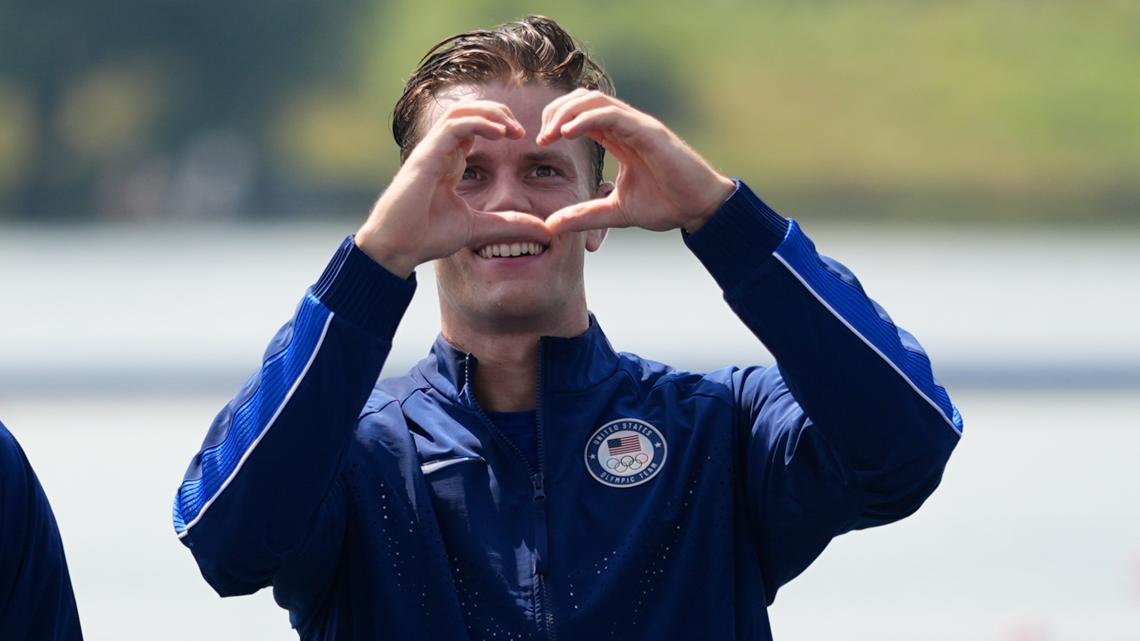 Olympic rower Justin Best proposes to girlfriend live on TODAY ...