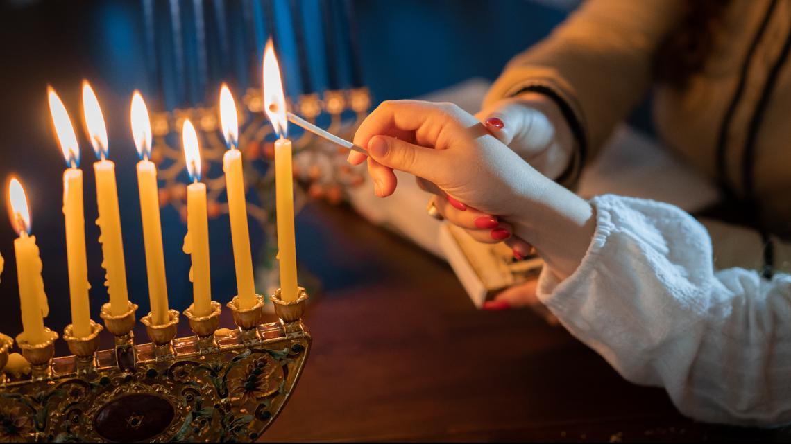 City of Milton celebrates the 2nd night of Hanukkah with a lighting ...