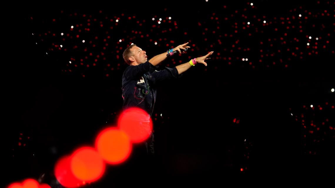 Astronomer CEO resigns after Coldplay concert video goes viral ...