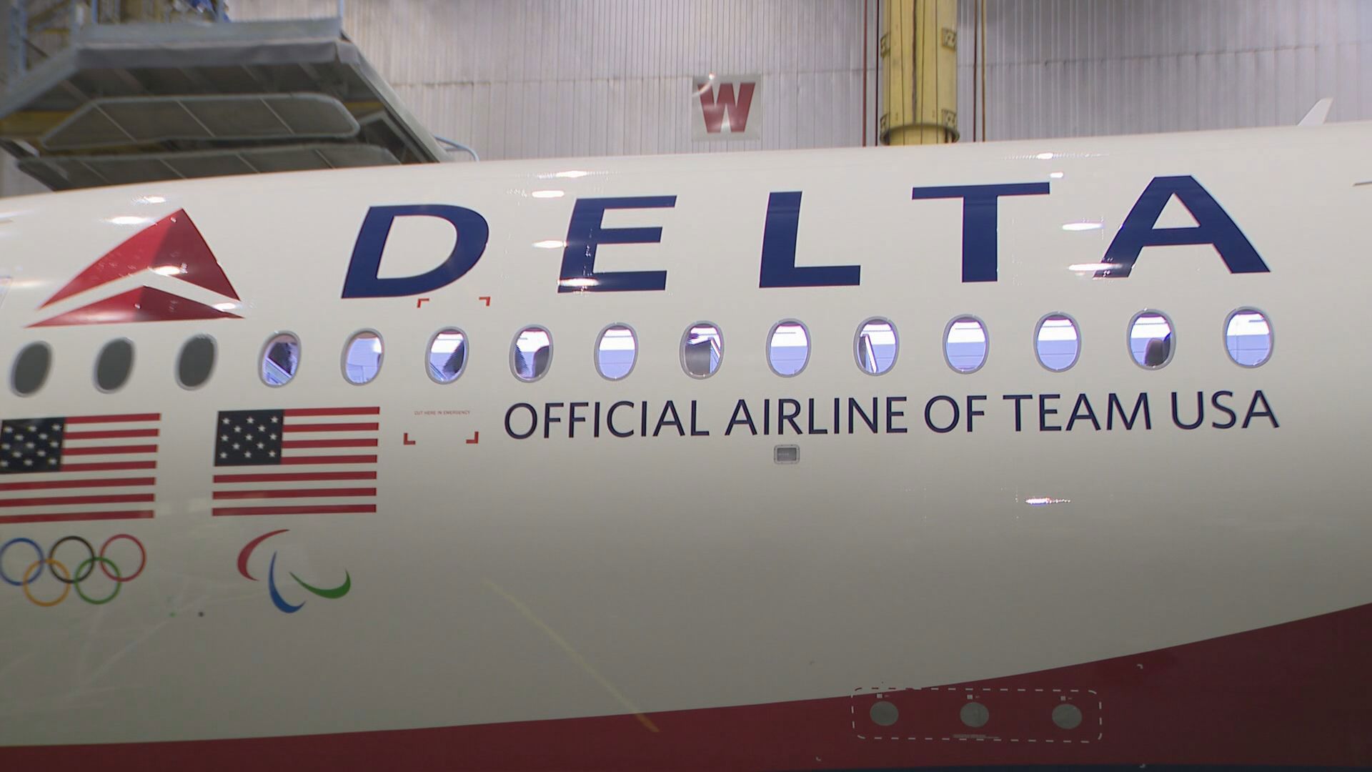 Check out the Team USA plane from Delta | 11alive.com