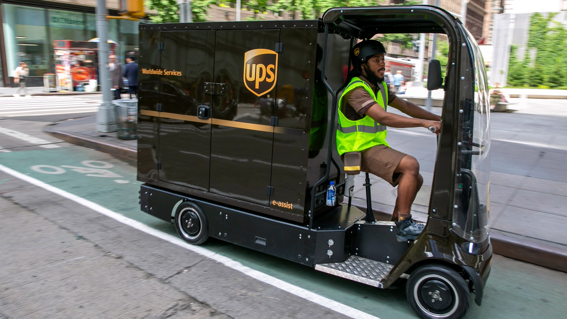 UPS tests battery-powered cycle carts in NYC | 11alive.com