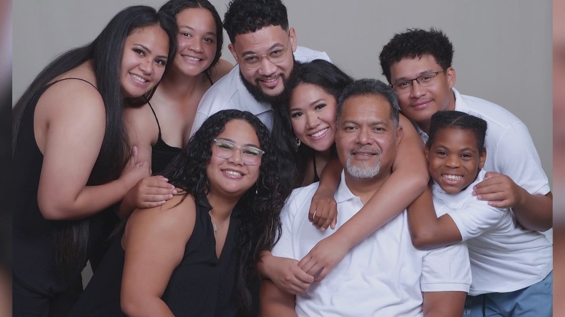 Minecraft movie trend | Chicken Jockey reaction | 11alive.com