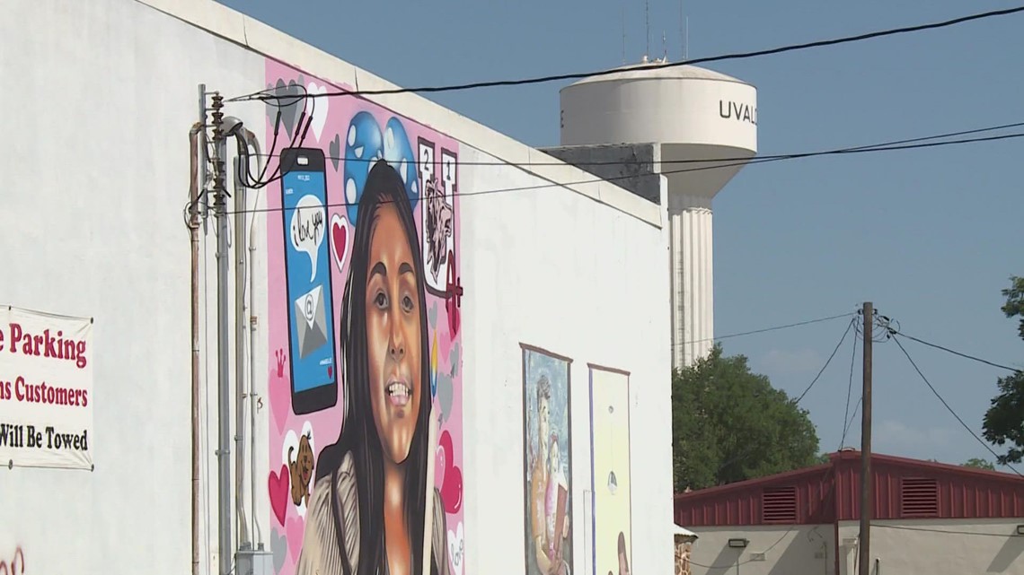 21 Portrait Project memorializing Robb victims with murals in Uvalde ...