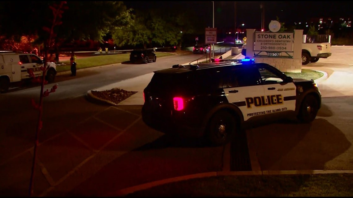 Fire rips through historic Cox Brothers Funeral Home | 11alive.com