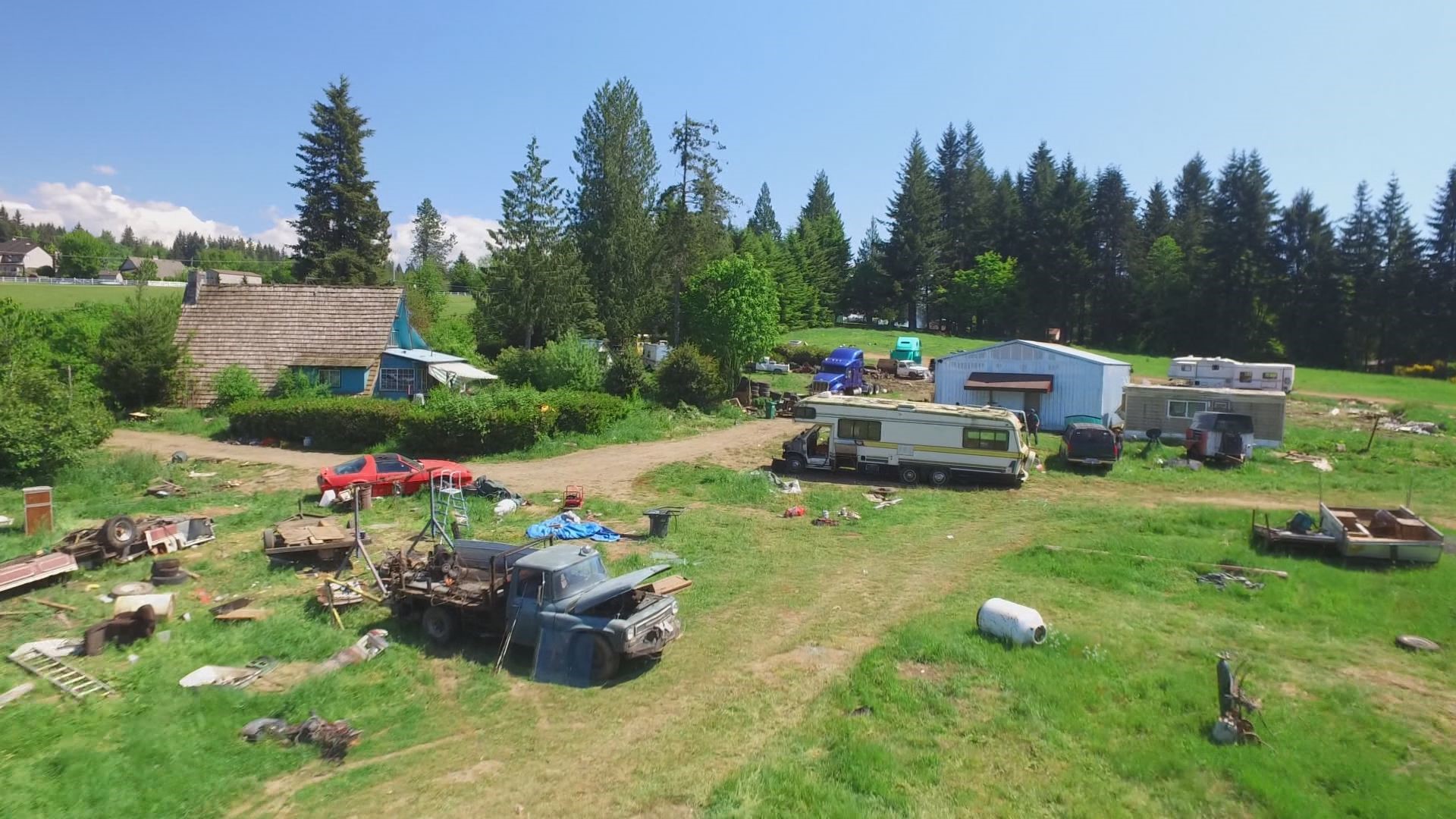 ‘Our worst nightmare’: Squatters turn farmland into junkyard near Sandy ...
