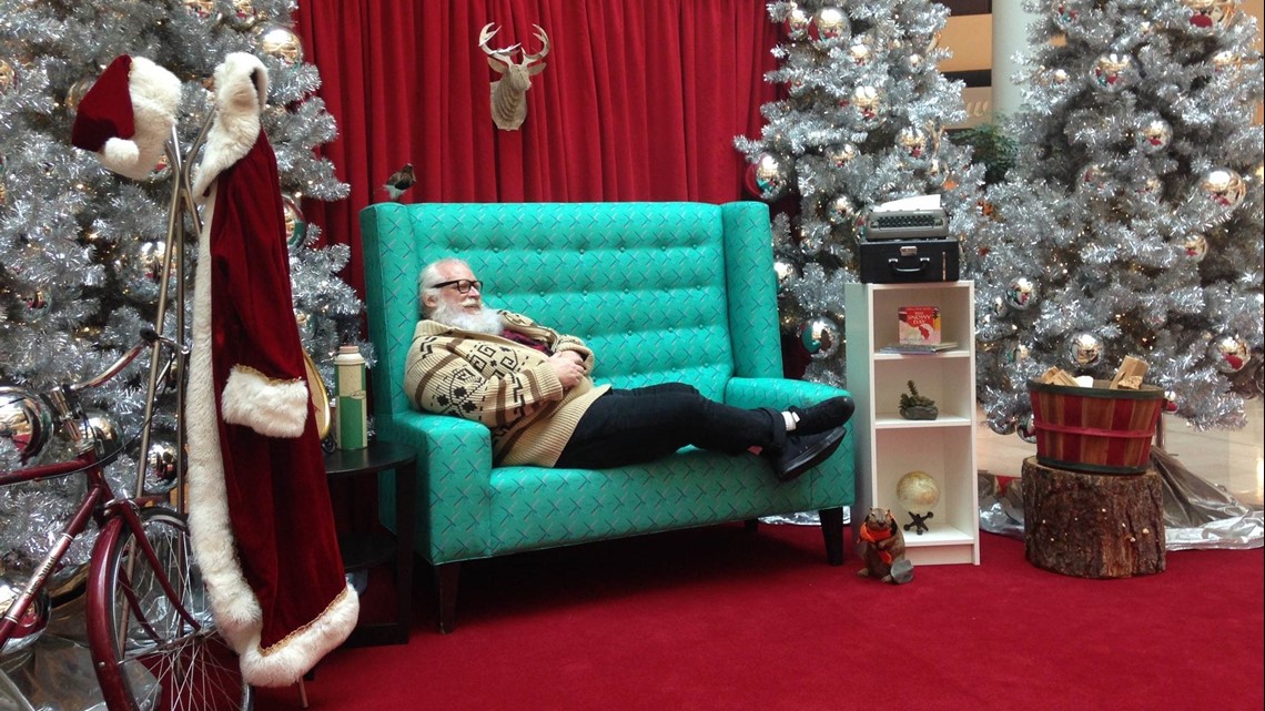 Hipster Santa is back because of course he is | 11alive.com