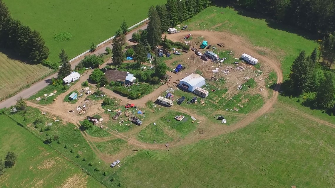 ‘Our worst nightmare’: Squatters turn farmland into junkyard near Sandy ...