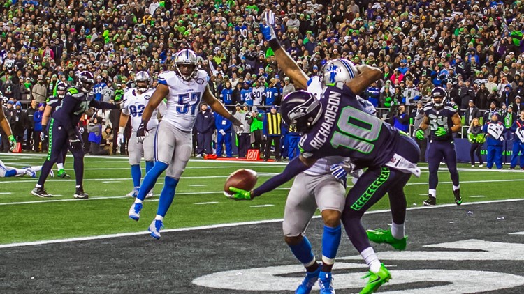 WATCH: Seahawks' Richardson makes insane, controversial one-handed TD ...
