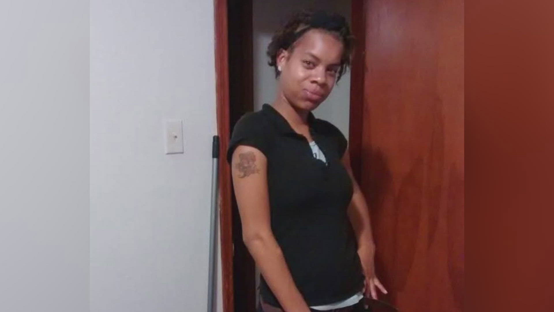 Family mourns St. Louis mom struck and killed; toddler remains in ICU ...