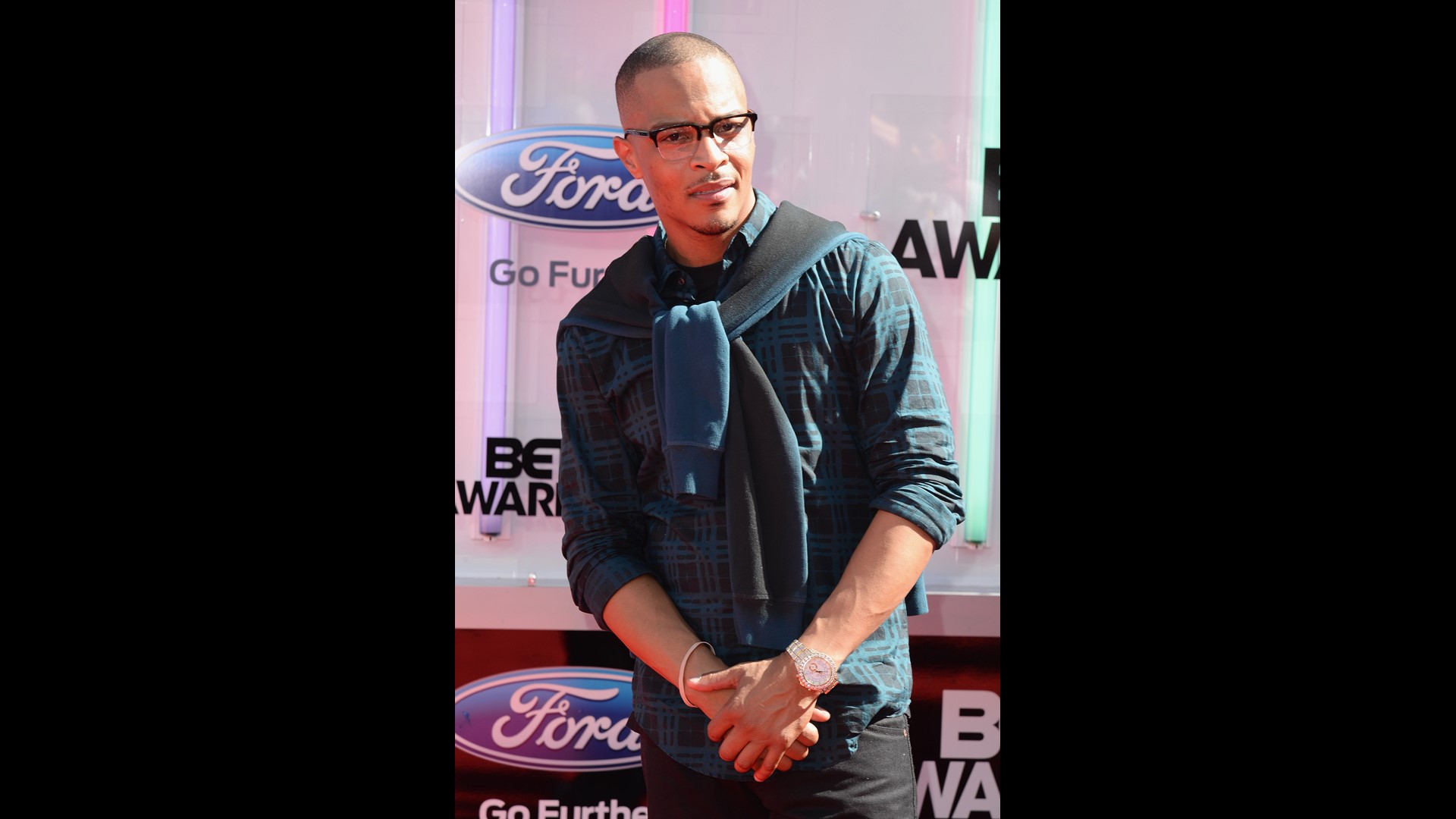 Rapper T.I. arrested outside of his gated community in Henry County ...