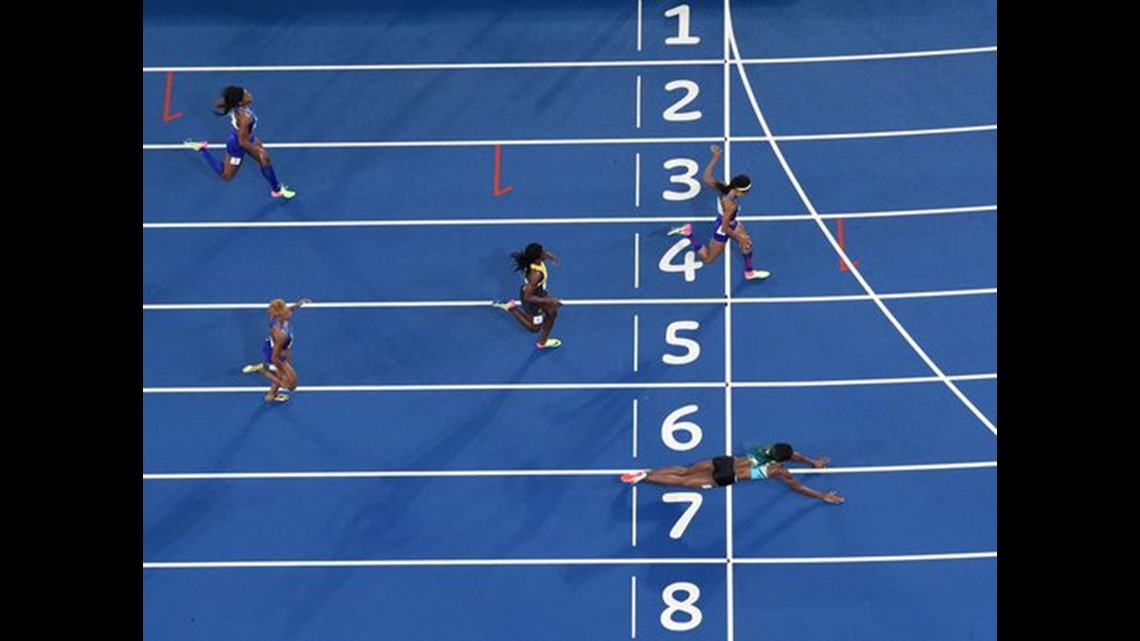 Shaunae Miller's dive at the line completely legal | 11alive.com