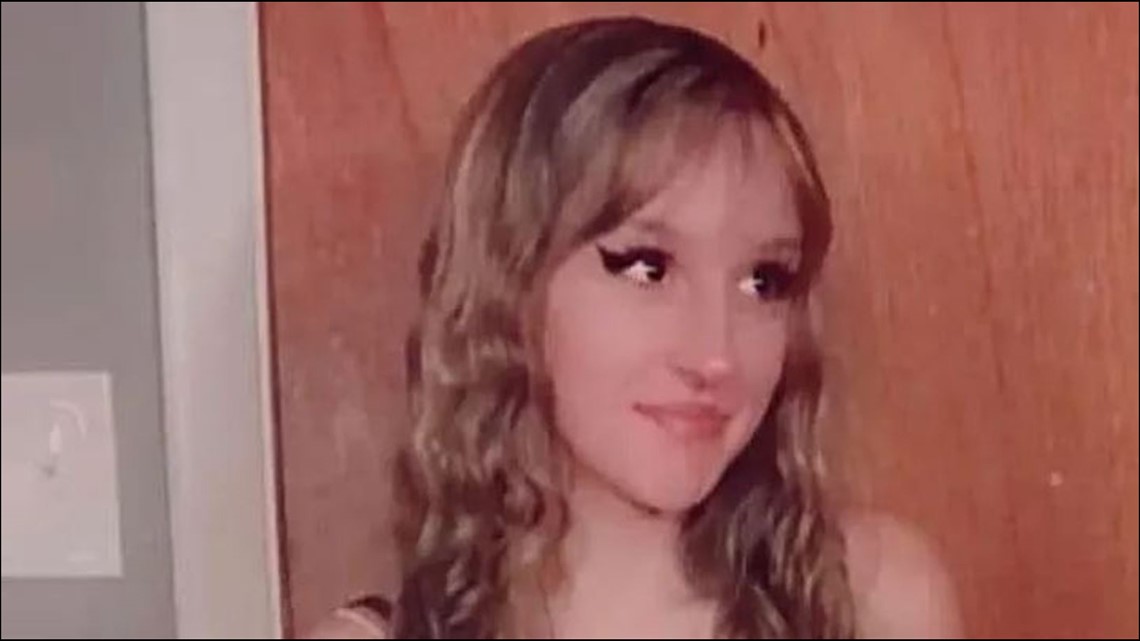 Girl injured in viral high school fight remains in hospital | 11alive.com