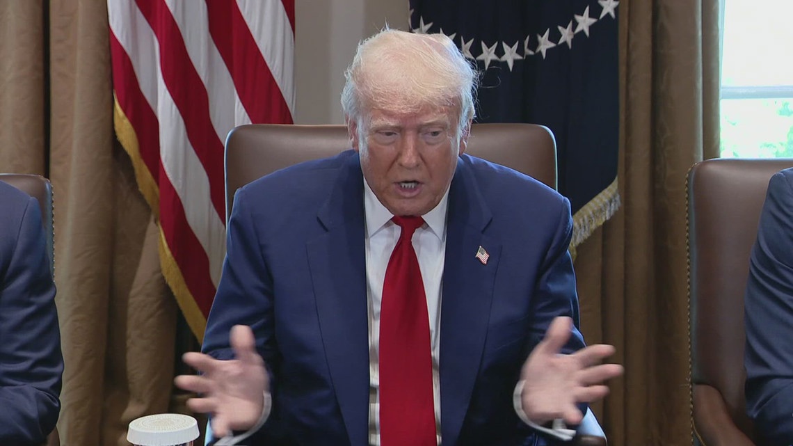 Trump addresses University of Alabama graduates | 11alive.com