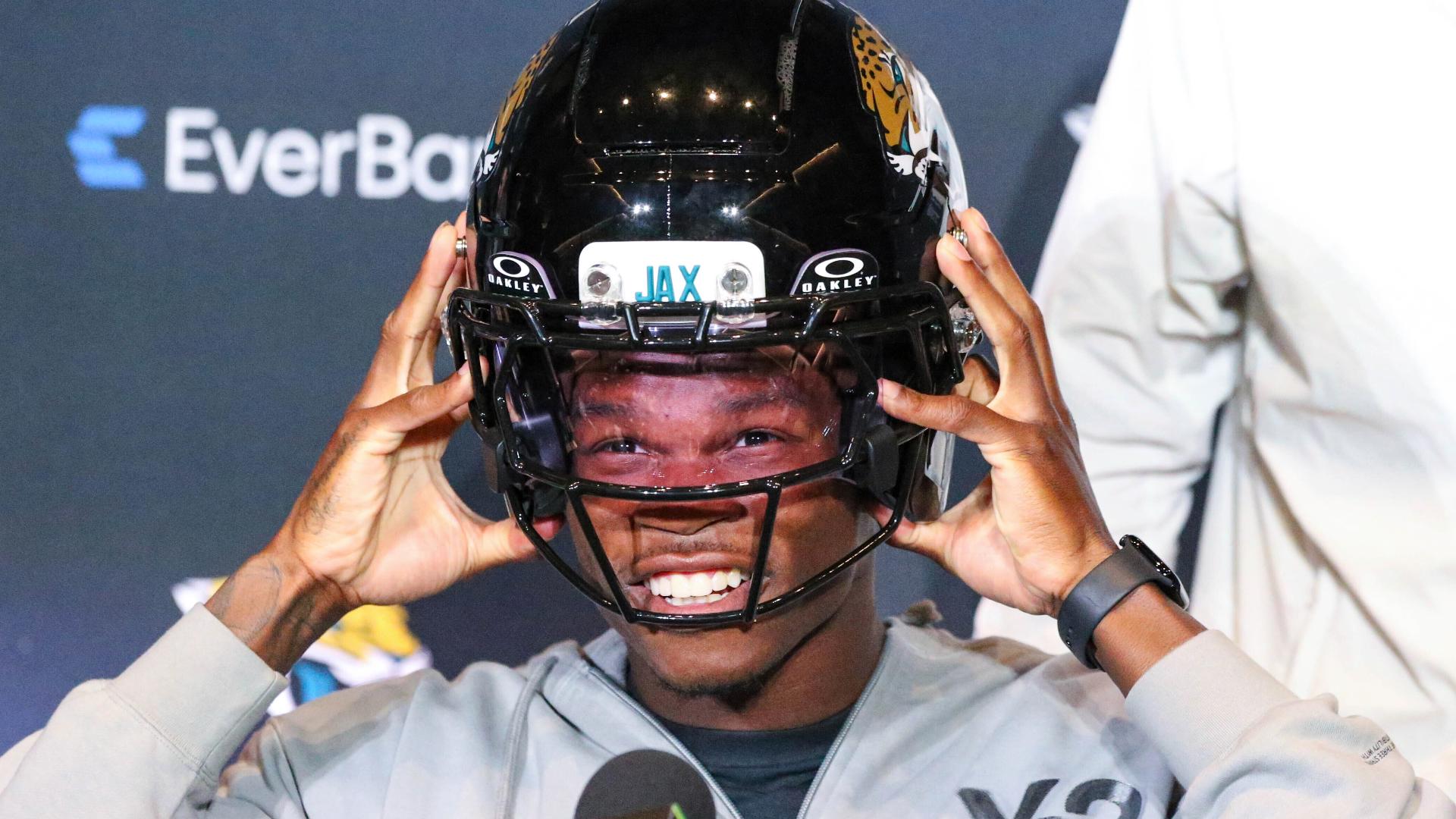 2-way star Travis Hunter, Jags want play to be what it looked like at ...