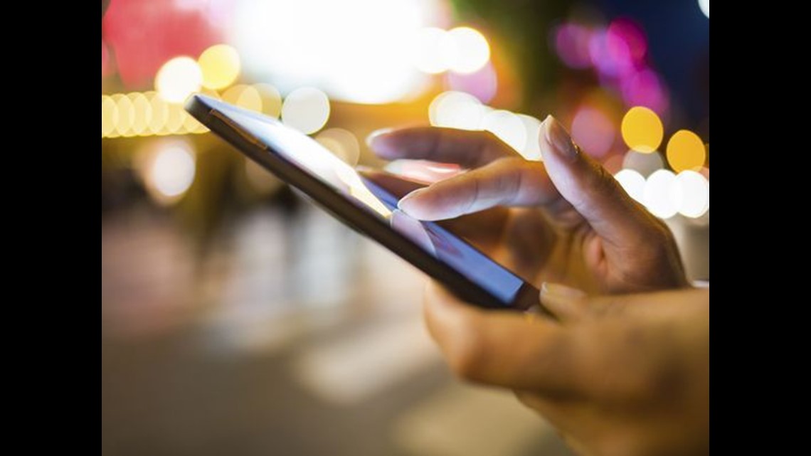 10 tips for improving smartphone battery life | 11alive.com