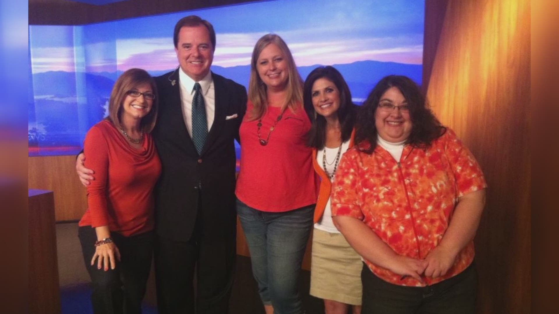 We've lost a friend. Former WBIR sports anchor Steve Phillips loses ...