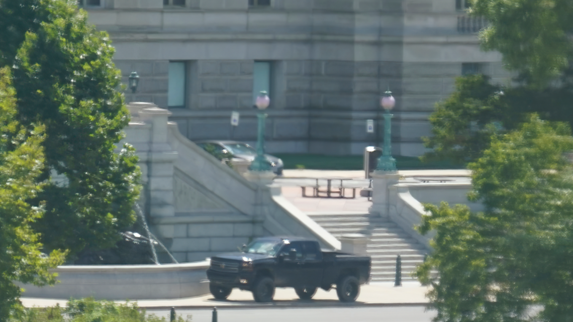 What we know about Ray Roseberry, Washington bomb threat suspect | 11alive.com