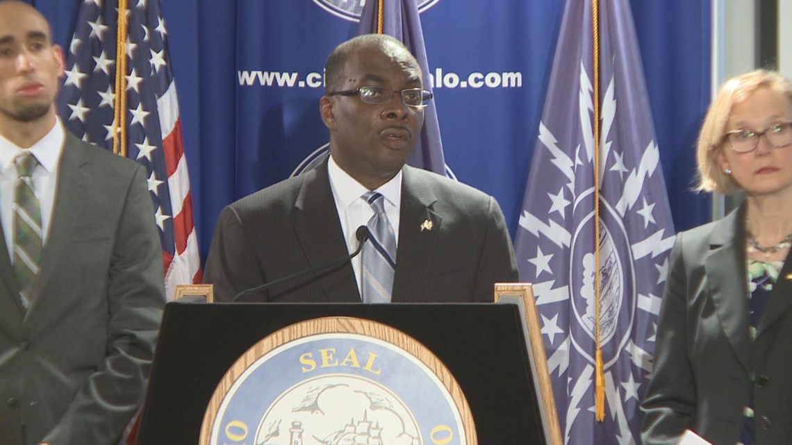 Buffalo mayor proposes incentives for sending kids to school | 11alive.com