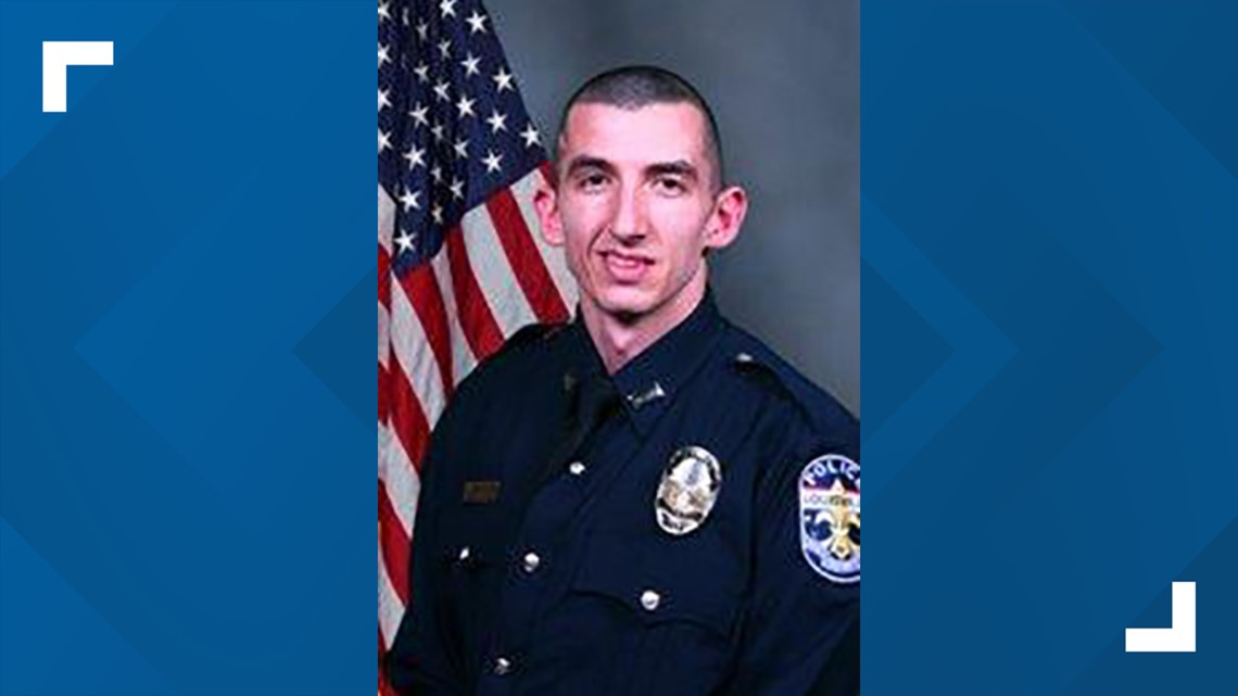 LMPD officer involved in serious crash Saturday morning | 11alive.com