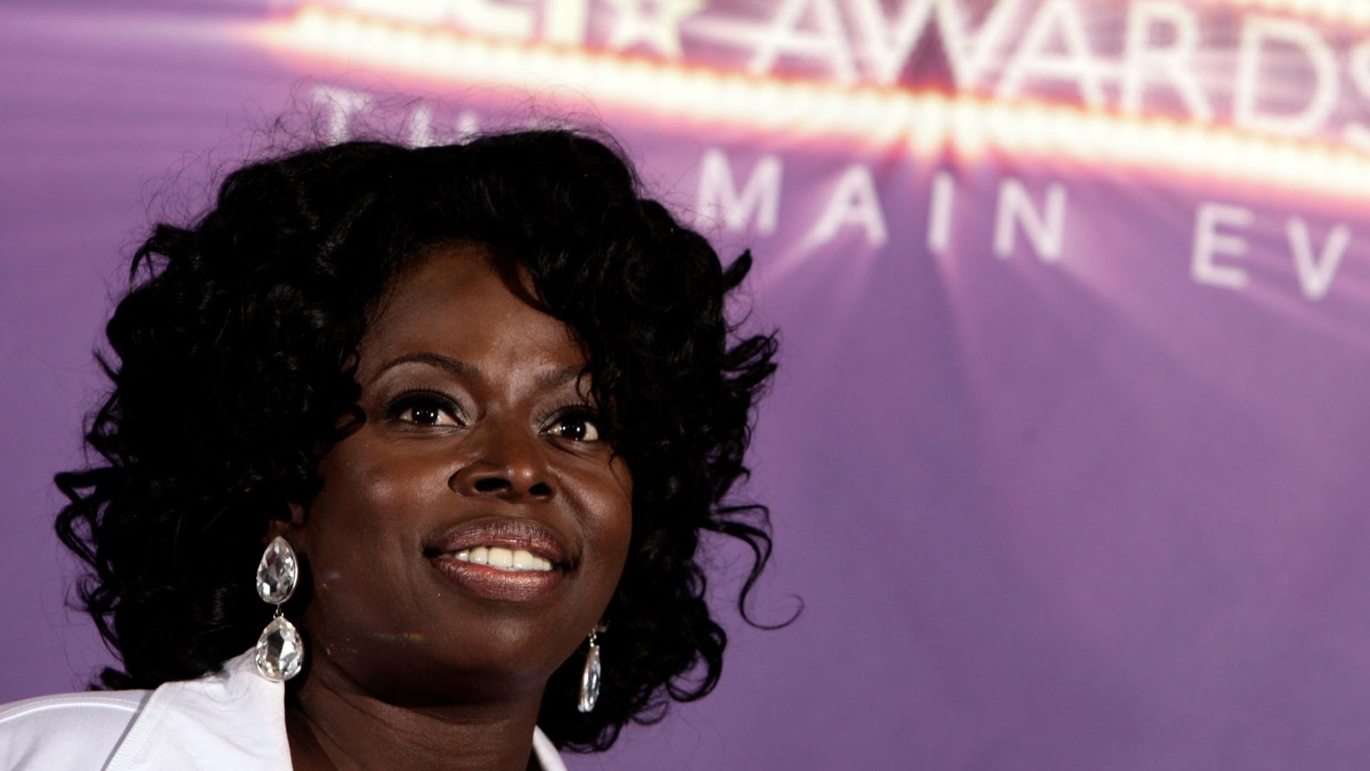 Columbia honors R&B icon Angie Stone at emotional homegoing service ...