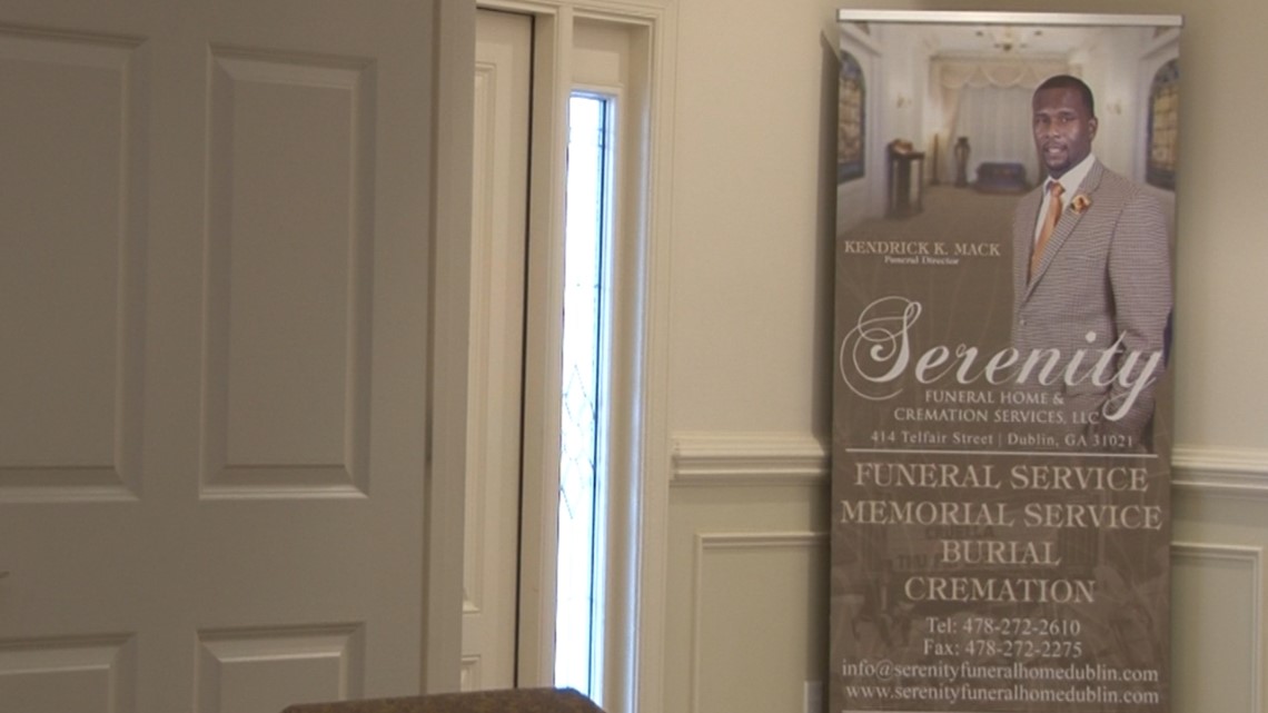 Dublin funeral director helps family stranded on the road | 11alive.com