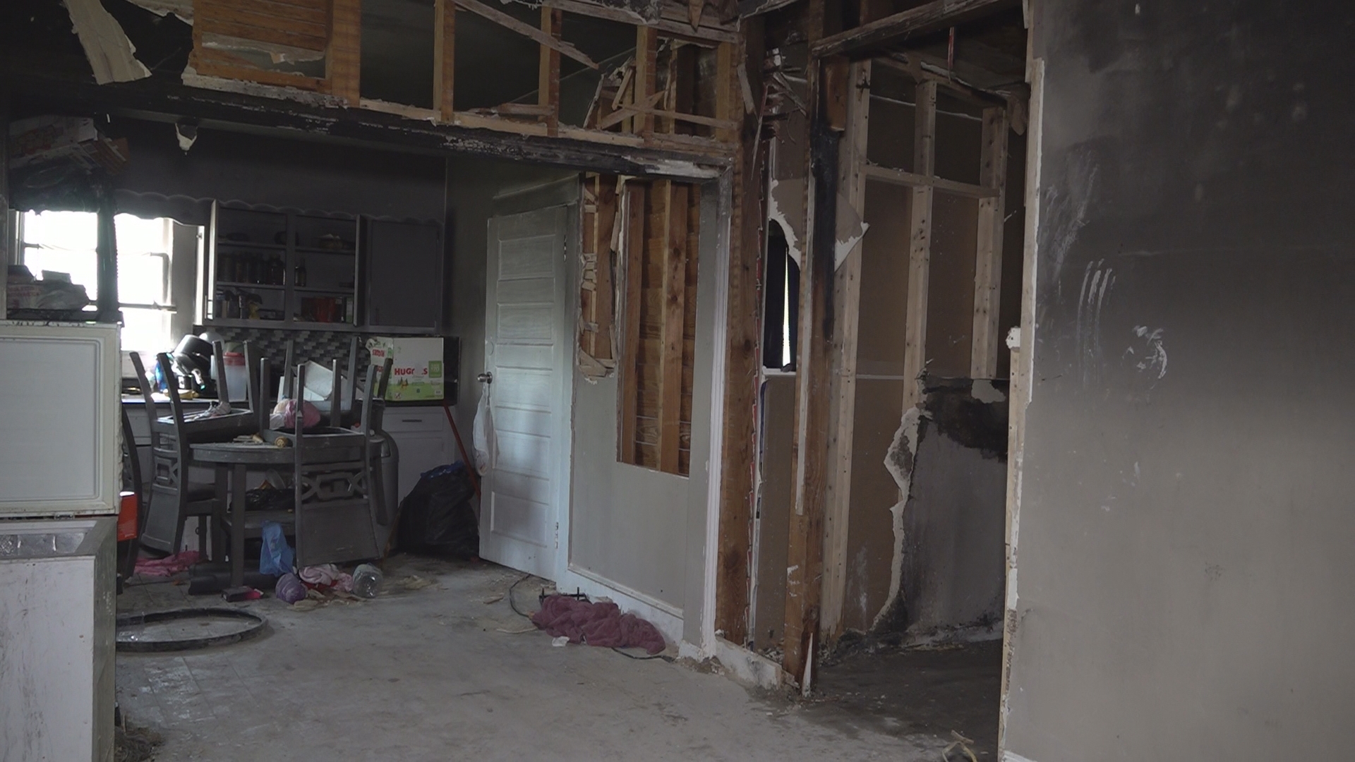 Macon mom of nine faces second devastating house fire | 11alive.com