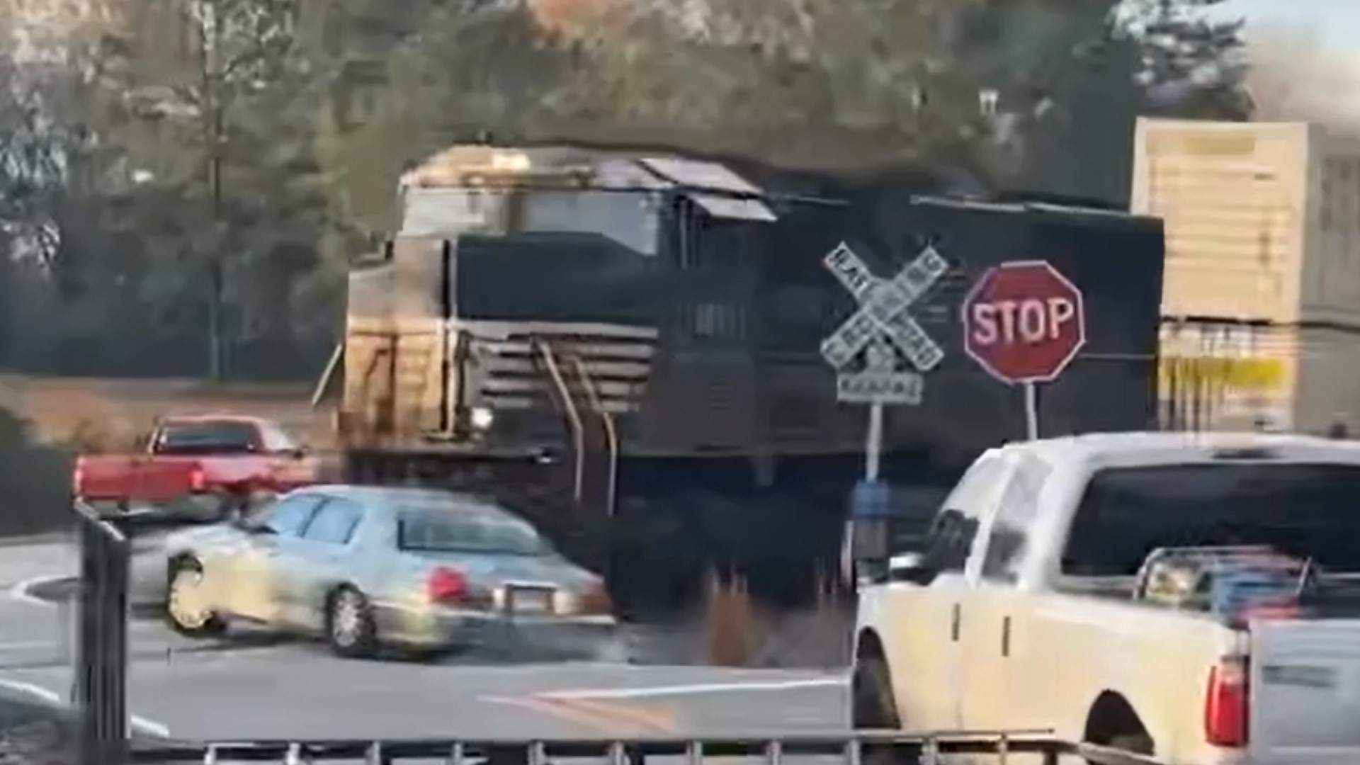 Video shows train crashing into a car in Georgia as driver flees ...