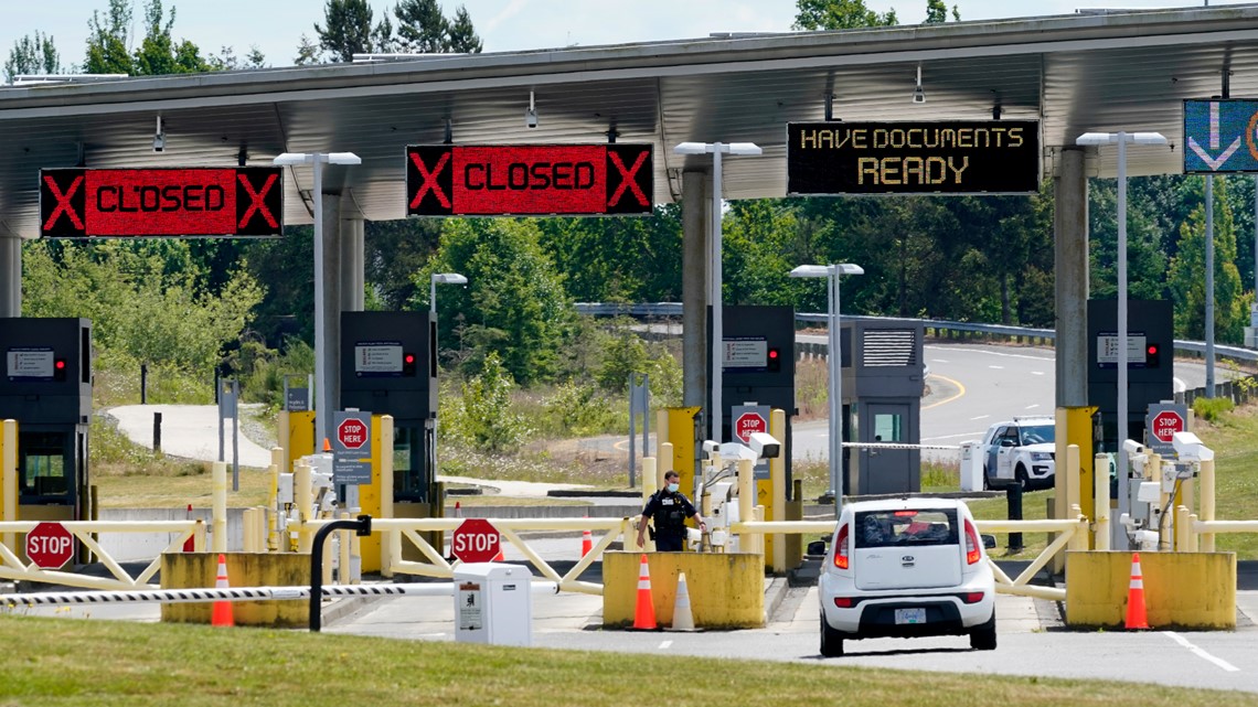 Canada begins allowing vaccinated Americans to cross border again ...