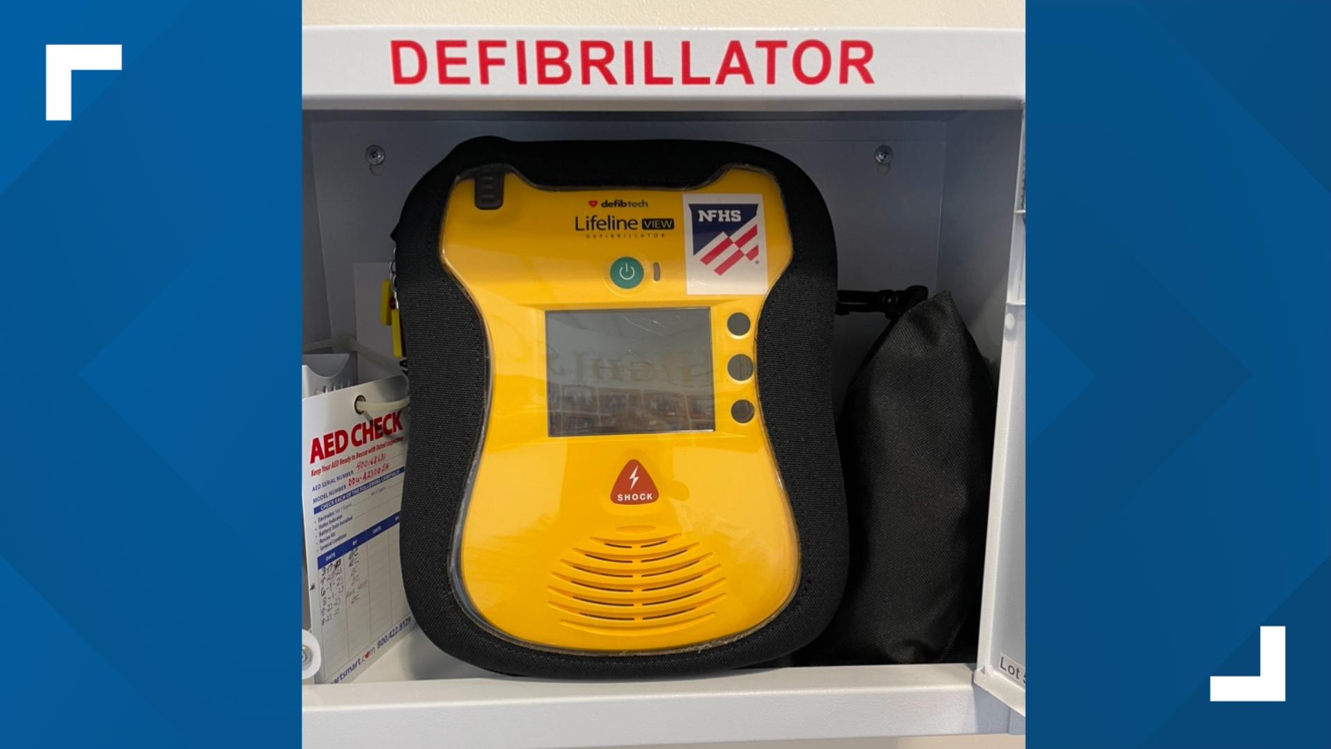 Man saved by co-workers after collapsing at work in downtown ...