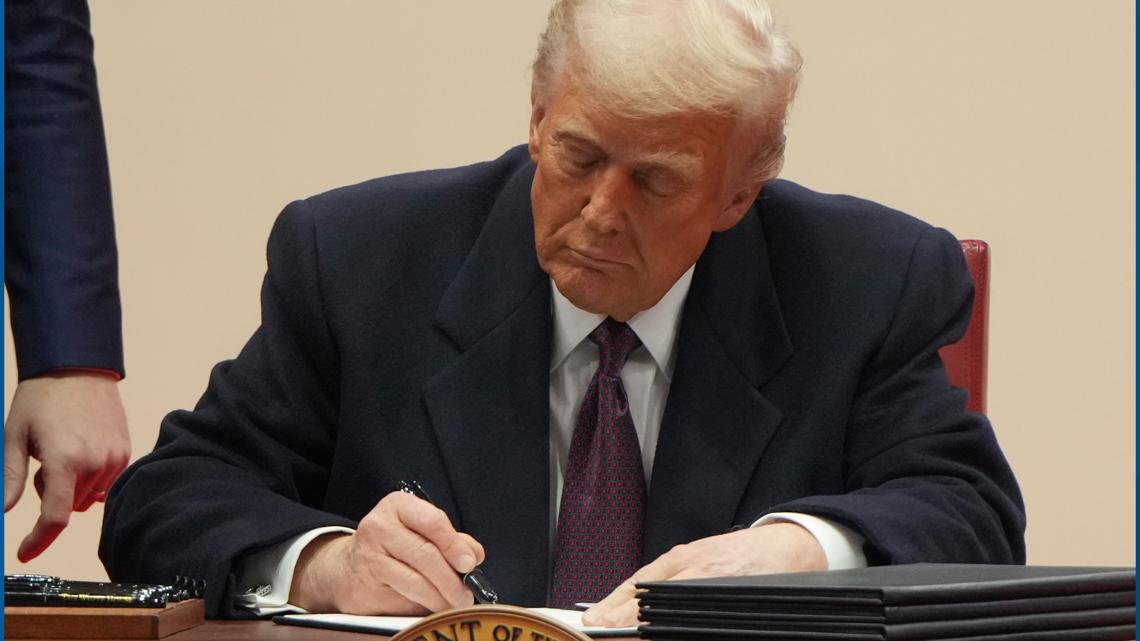 Judge orders CDC, FDA to restore websites taken down after Trump order ...