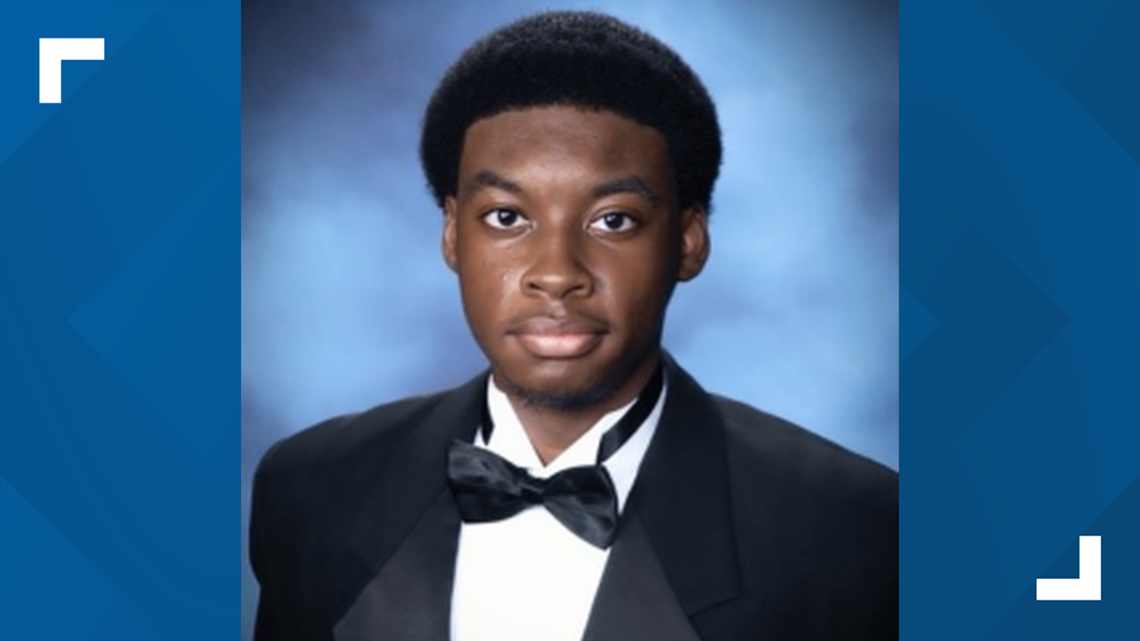 Samuel Lyons offered $1.6 million in scholarships | 11alive.com