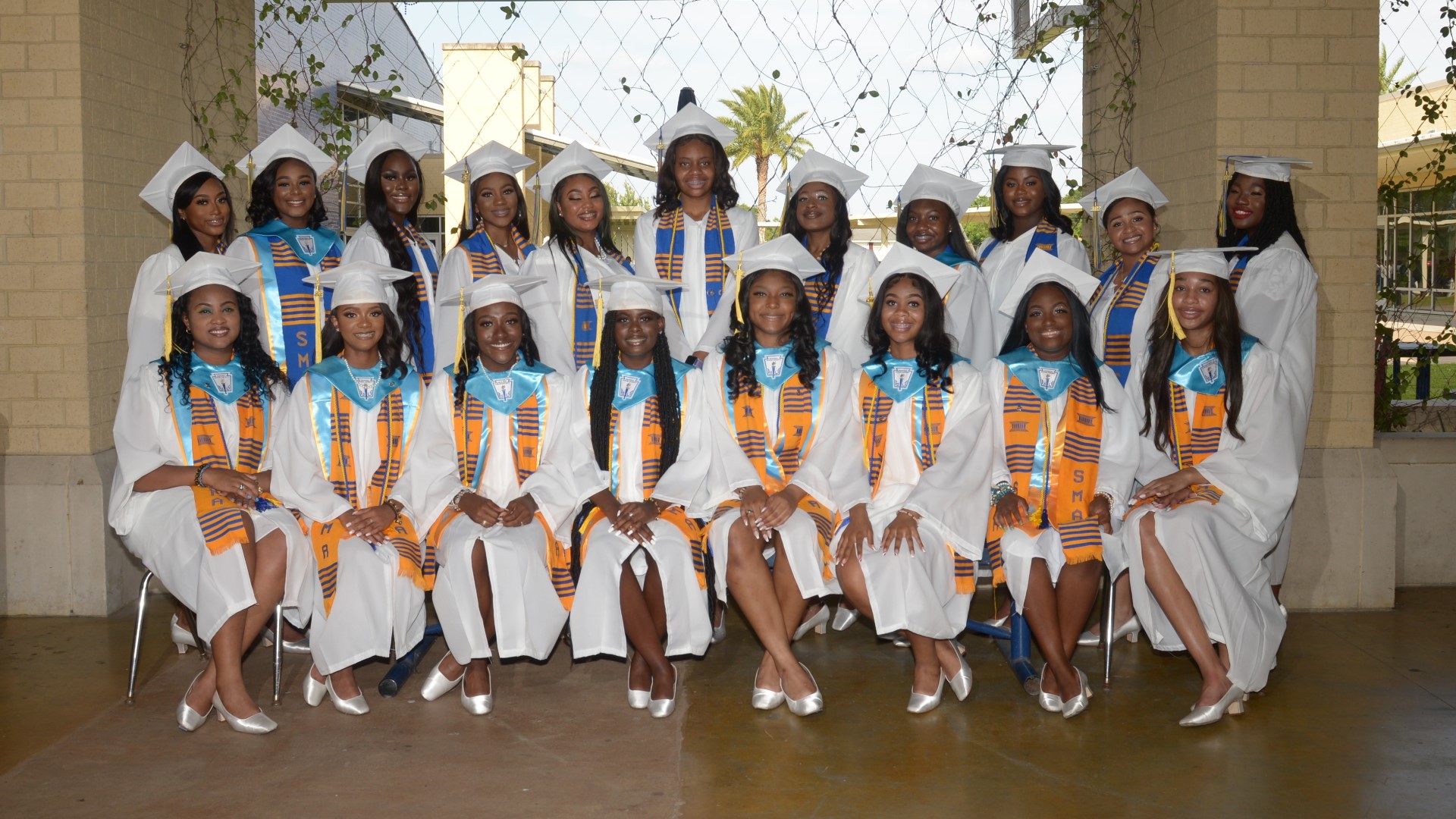 Entire 2022 class at two New Orleans schools accepted to college ...