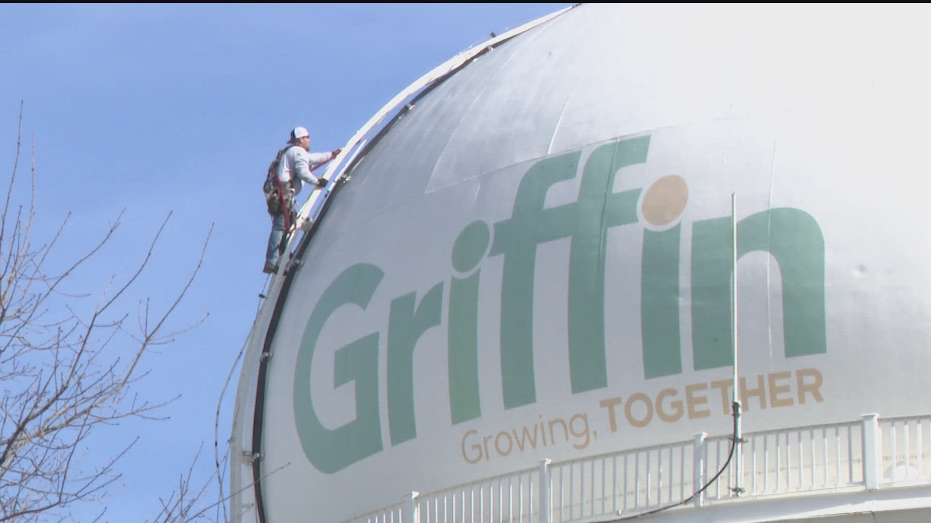 Griffin water tower under repair after crack spills water | 11alive.com