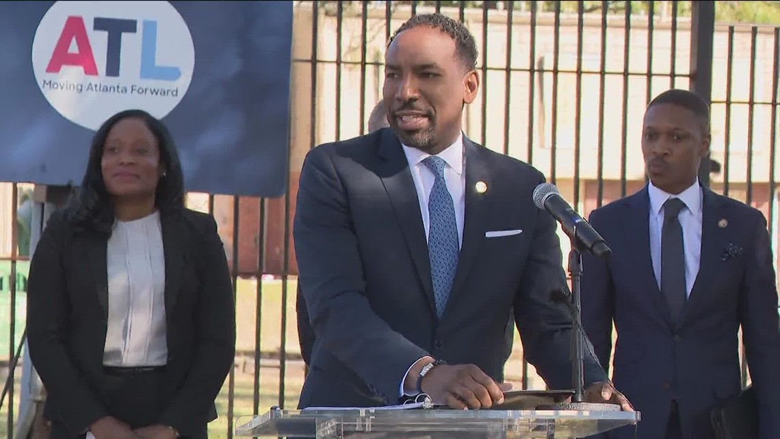 Atlanta mayor gives update on Forest Cove apartments | 11alive.com