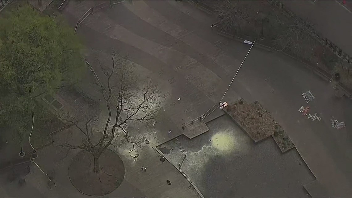 Man sets himself on fire outside Trump New York trial | 11alive.com