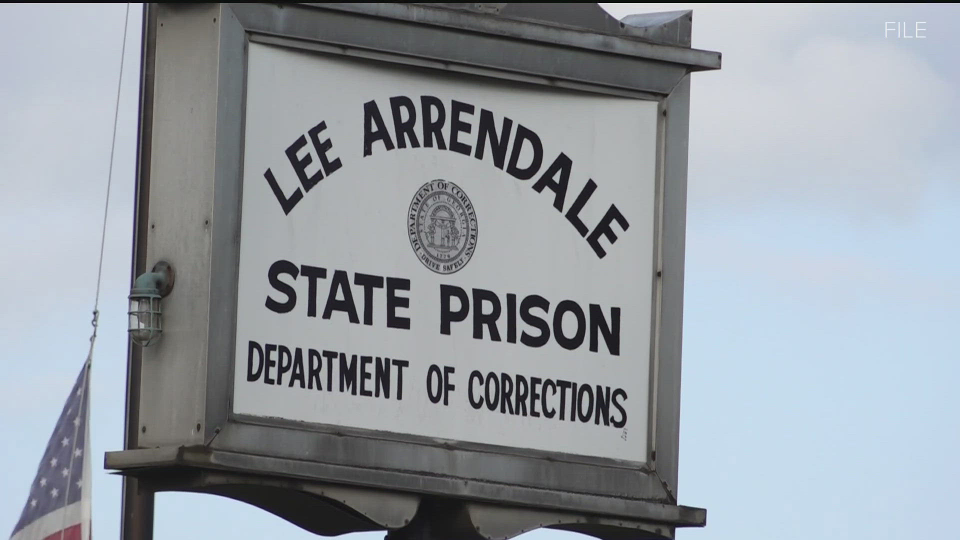 Woman found dead, body decaying, in Georgia state prison cell | 11alive.com