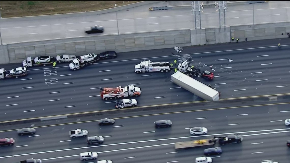 I-75 South shutdown in Cobb County after tractor-trailer overturns ...