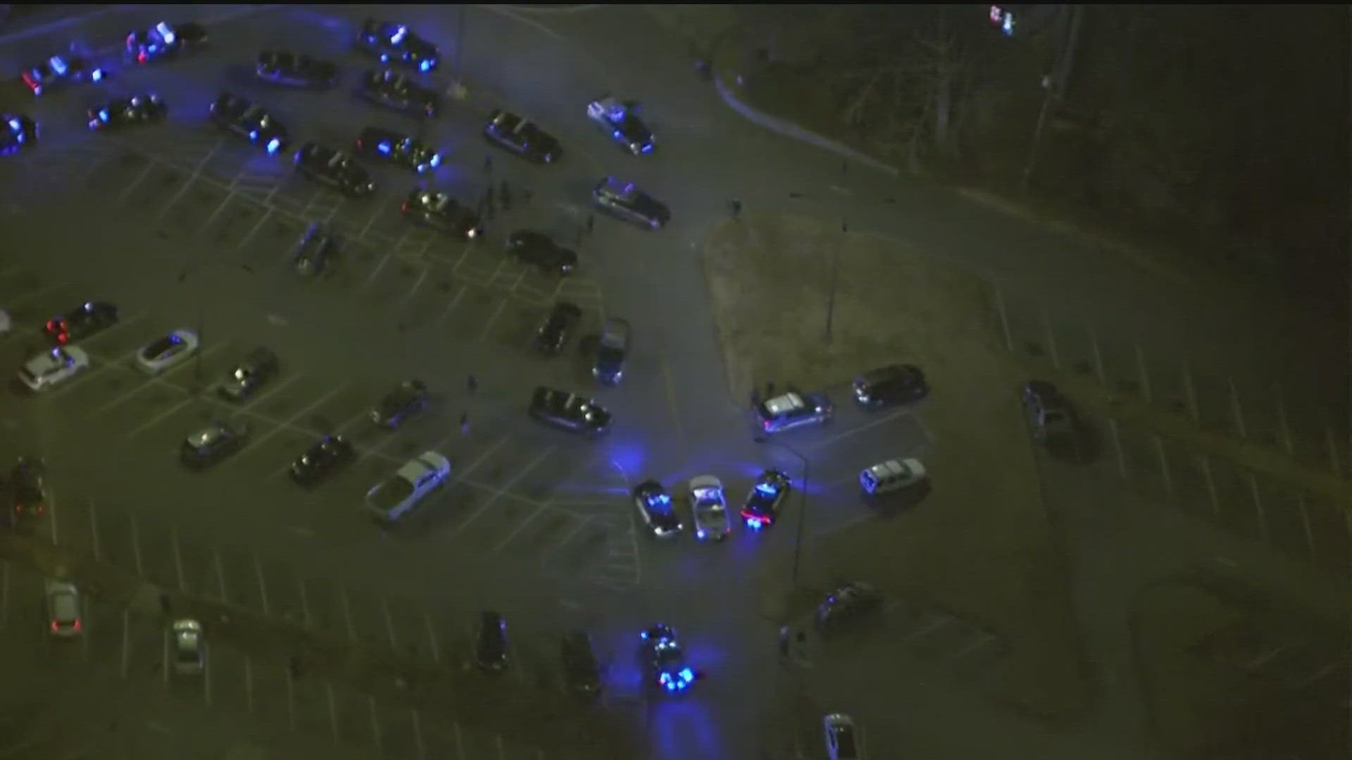 Shots fired at Stone Mountain Park, man shoots himself | 11alive.com