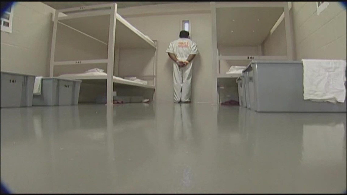 From feces-filled floors to multiple stabbings, Clayton County Jail ...