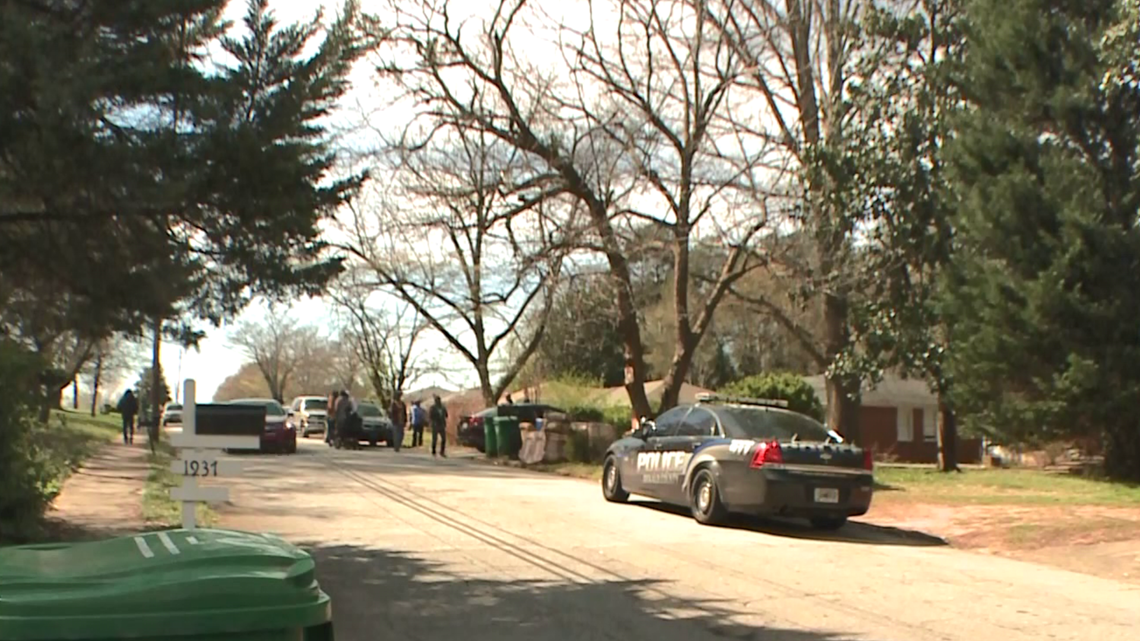DeKalb shooting in broad daylight leaves woman in critical condition ...
