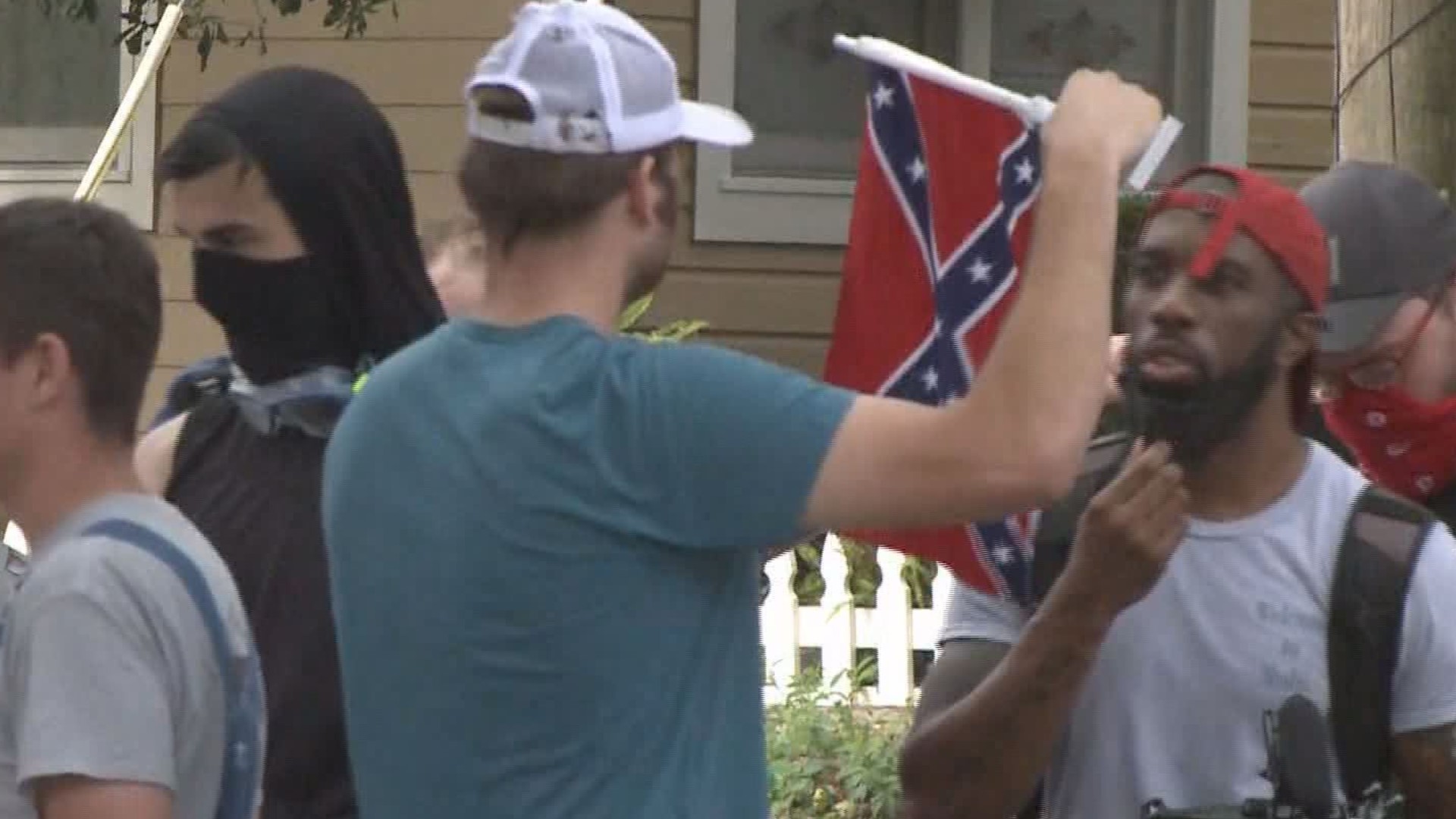 Stone Mountain protests and counter-protests end with no arrests ...