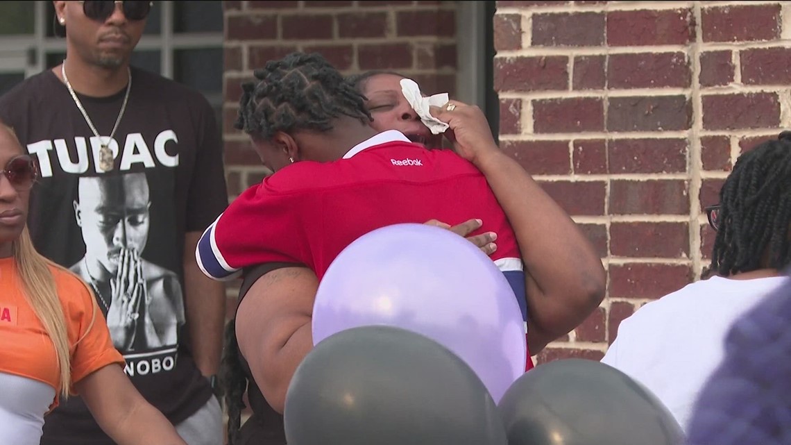 Jerrett Mitchell's family honors him with balloon release | 11alive.com