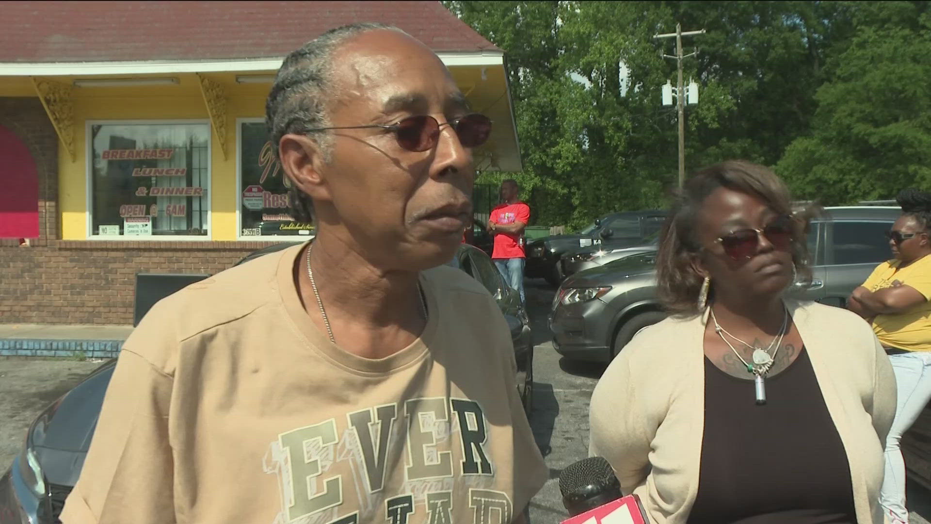 Damario Smith police shooting vigil held in Atlanta | 11alive.com