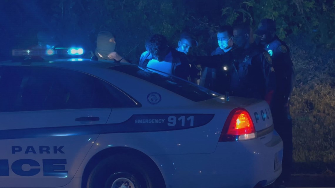 Murder suspect said to be loose south of Atlanta back in custody ...