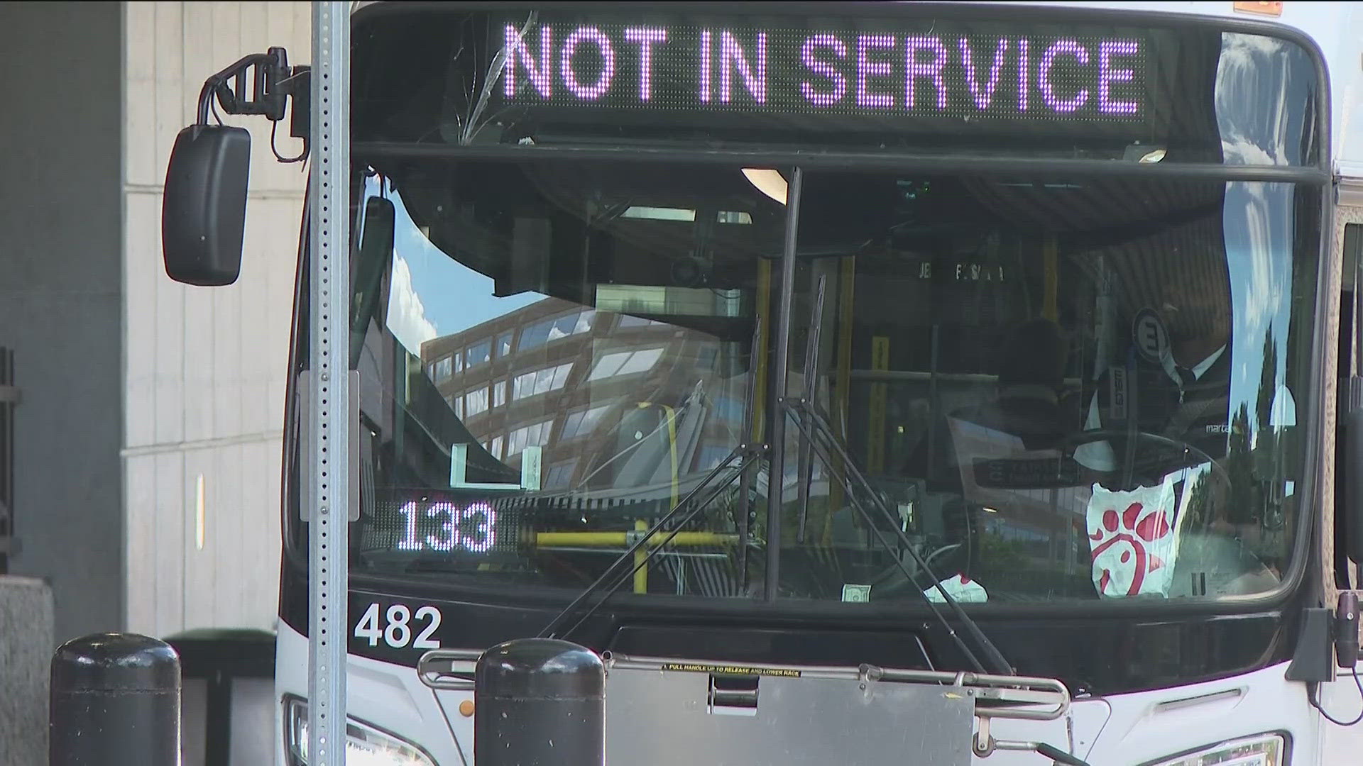 MARTA rolls out new fair evasion reporting button for bus drivers ...