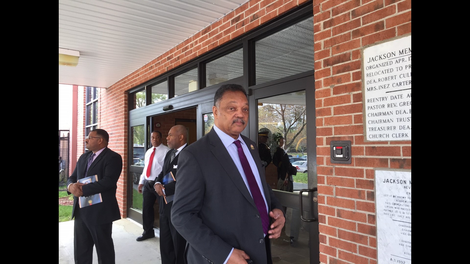 Former state Sen. Ralph David Abernathy, III laid to rest | 11alive.com