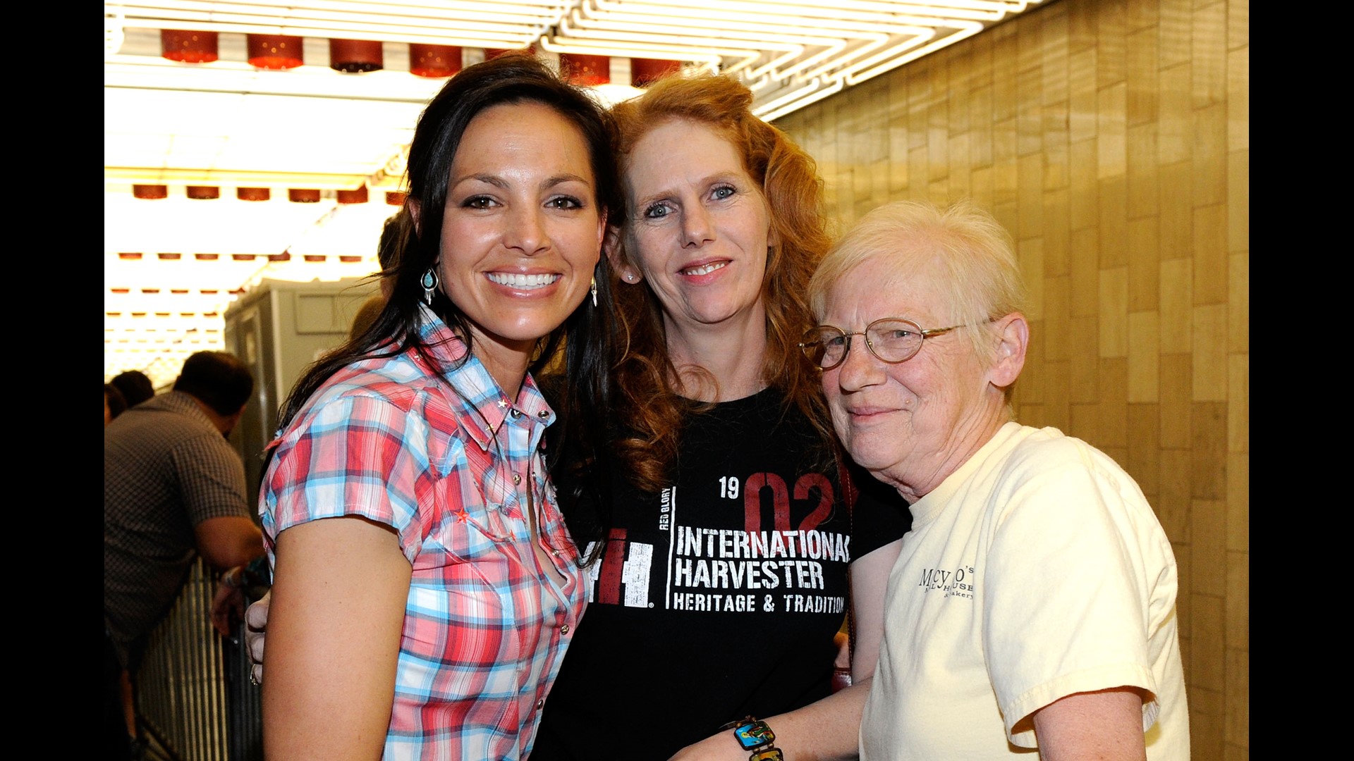 Rory Feek shares mournful photo of Joey Feek's grave | 11alive.com