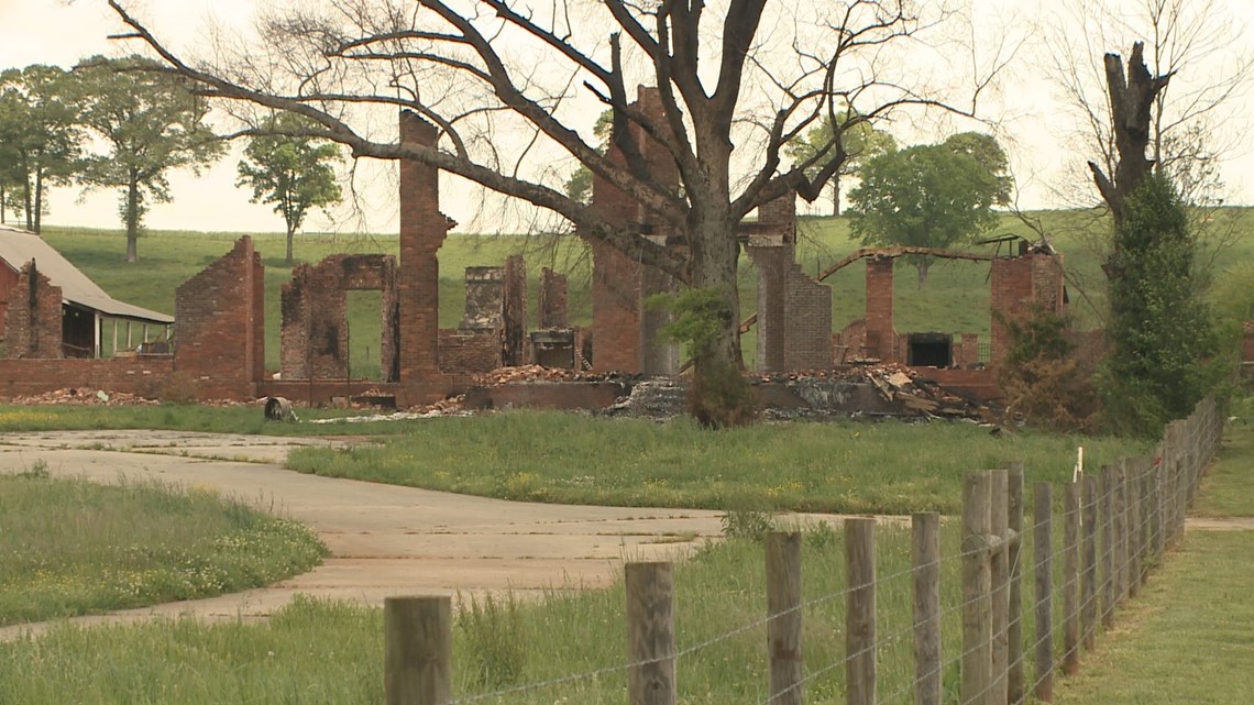 2 arrested in one of the largest arson cases of Floyd County | 11alive.com