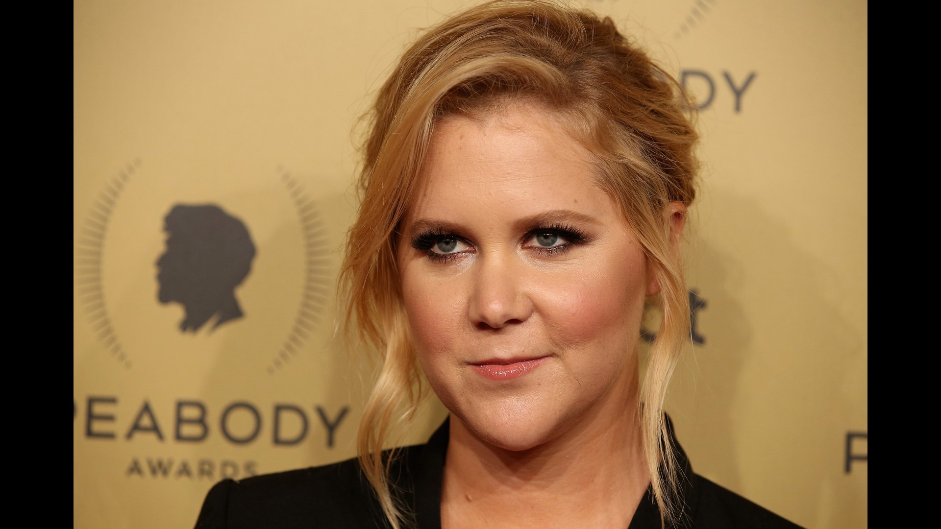 Amy Schumer bought the farm - as a gift for dad | 11alive.com